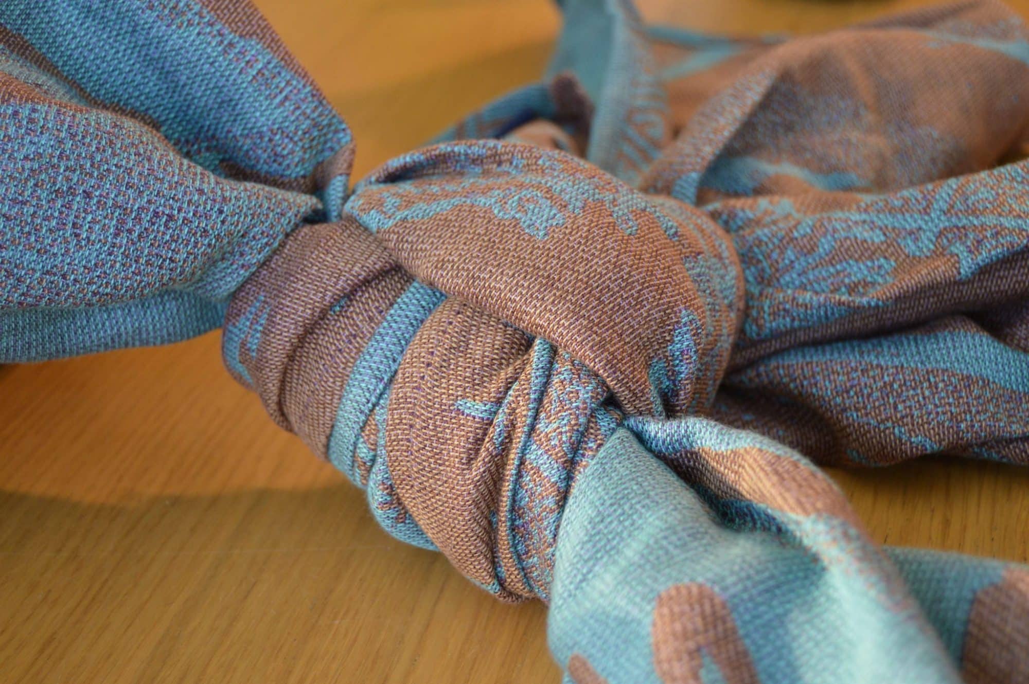 Traditional Sling Pass Carry: Wrapping Tutorial ⋆ Firespiral Slings